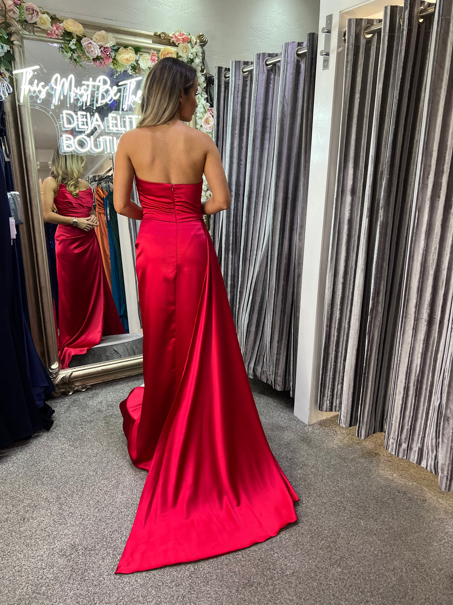 Suki satin side train full length prom dress red – Deja Elite Boutique